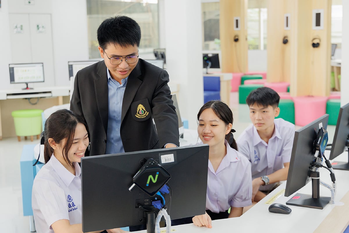 AIS showcases capabilities on world stage as the only Thai corporate to ...